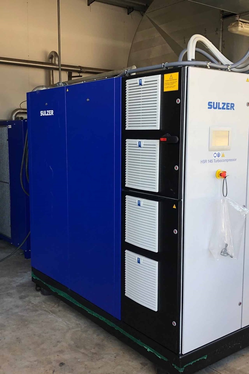 Oil-free turbocompressor technology and low total cost of ownership ...